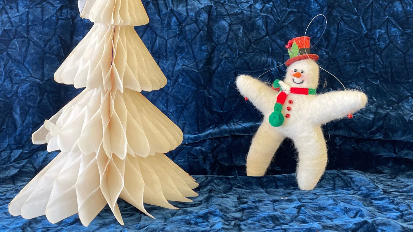 Intro to Needle Felting: Snowman Star Ornament - Nevada Museum of Art