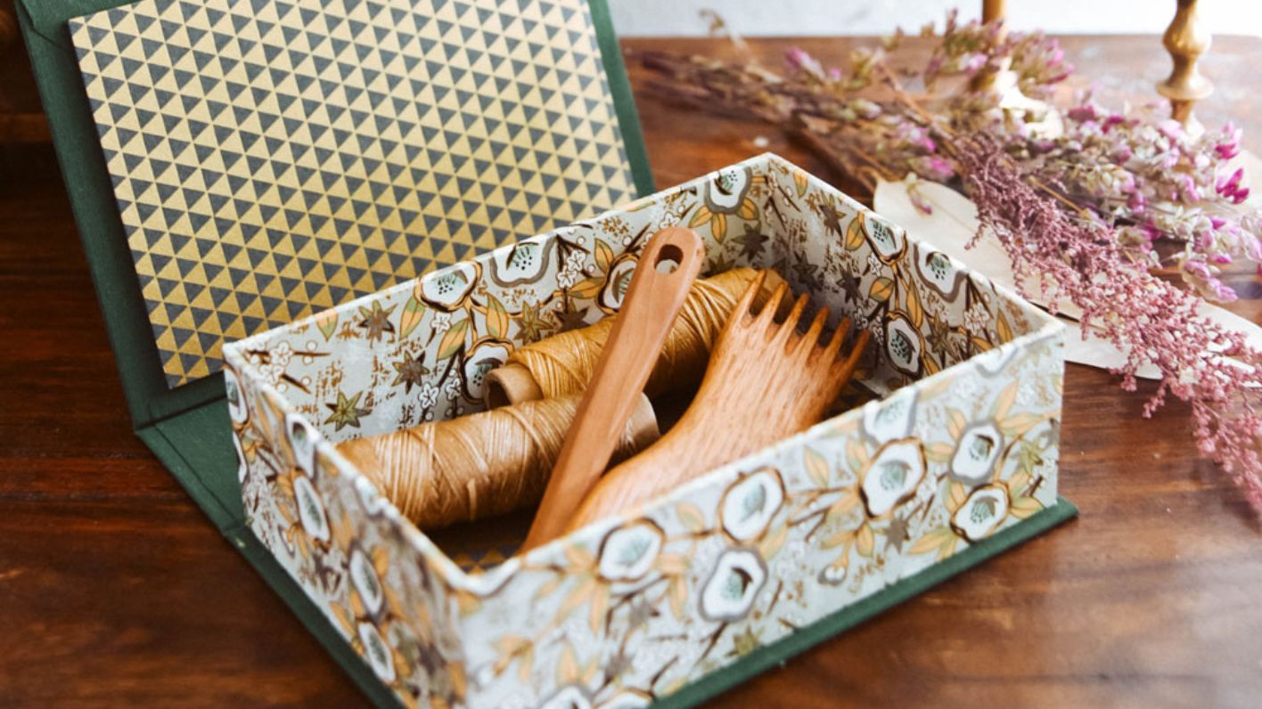 Box Making: Clamshell Box - Nevada Museum of Art